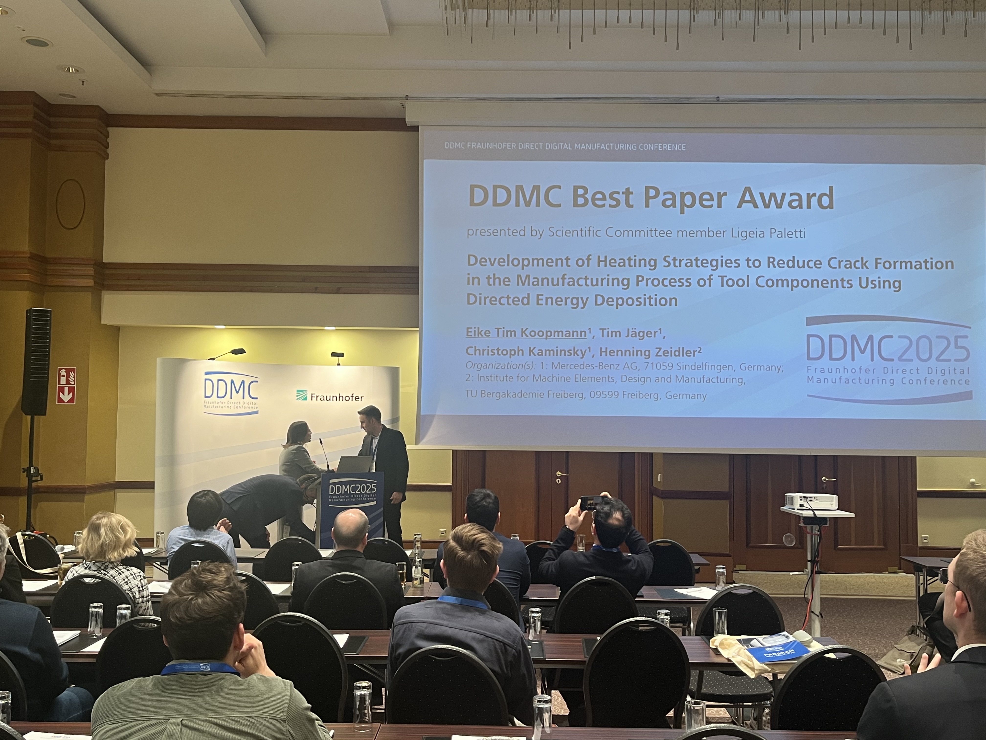 Best Paper Award der DDMC Konferenz für Doktoranden der Professur Additive Fertigung | TU ...